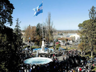 CONOCIENDO TUPUNGATO: Acto central "Día de la Bandera": Tupungato
